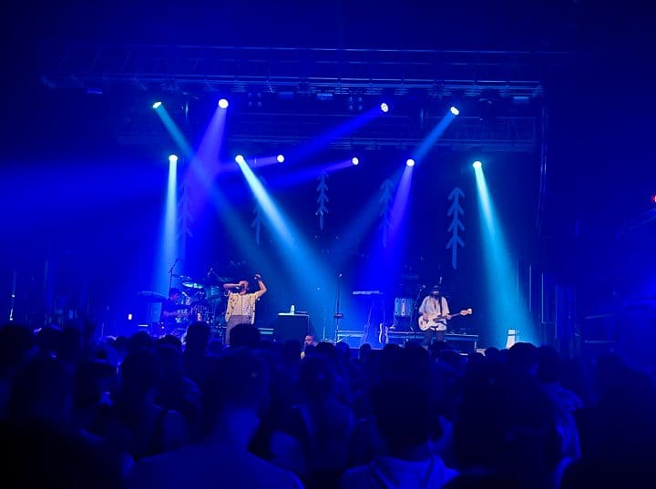 Bay Ledges Snatch the Spotlight in Philly