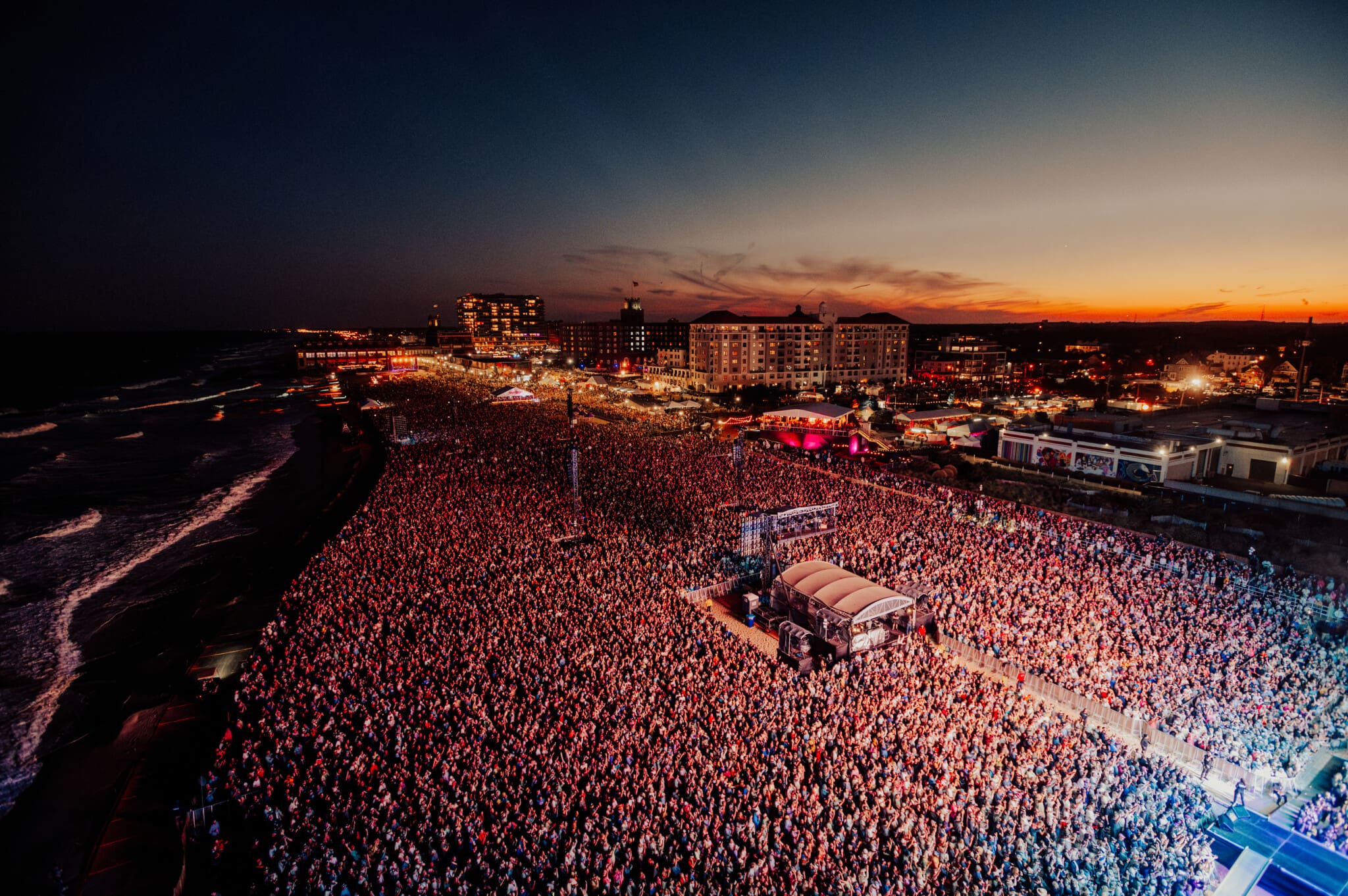 Sea.Hear.Now 2024: Bruce Springsteen and The E Street Band Deliver a ...